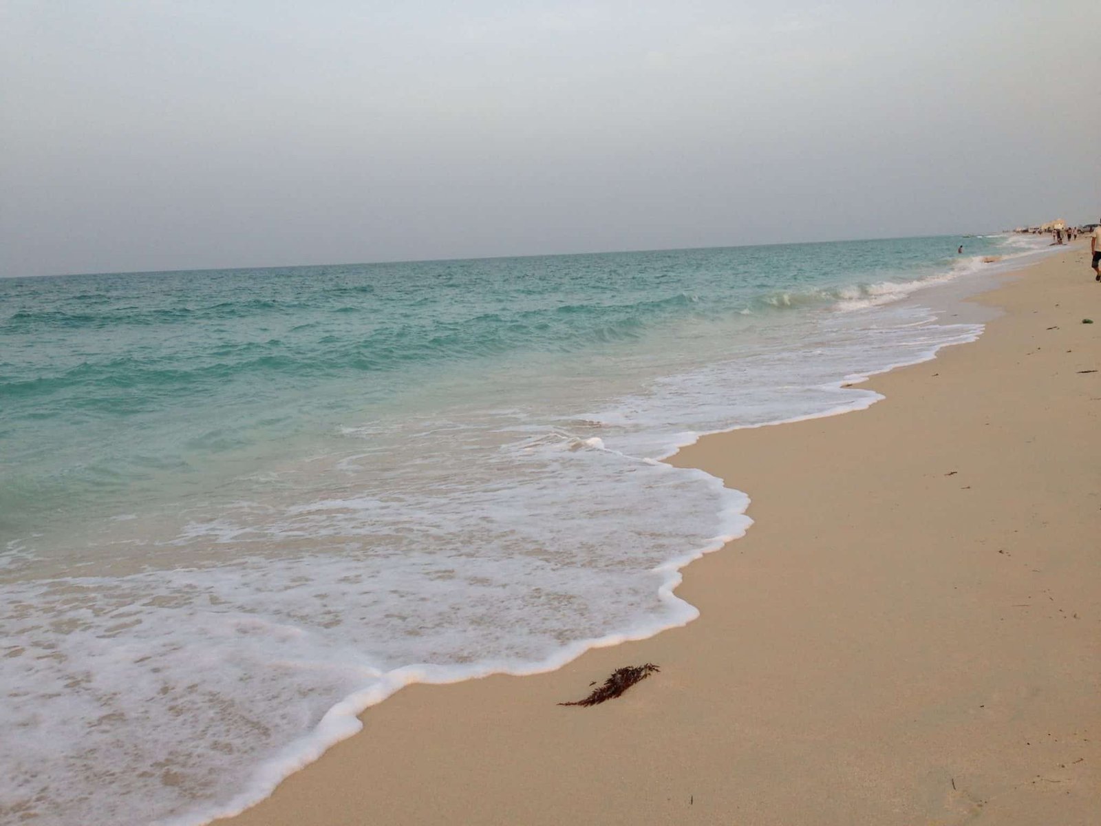 Praia em Doha, no Qatar - O Mundo é Seu